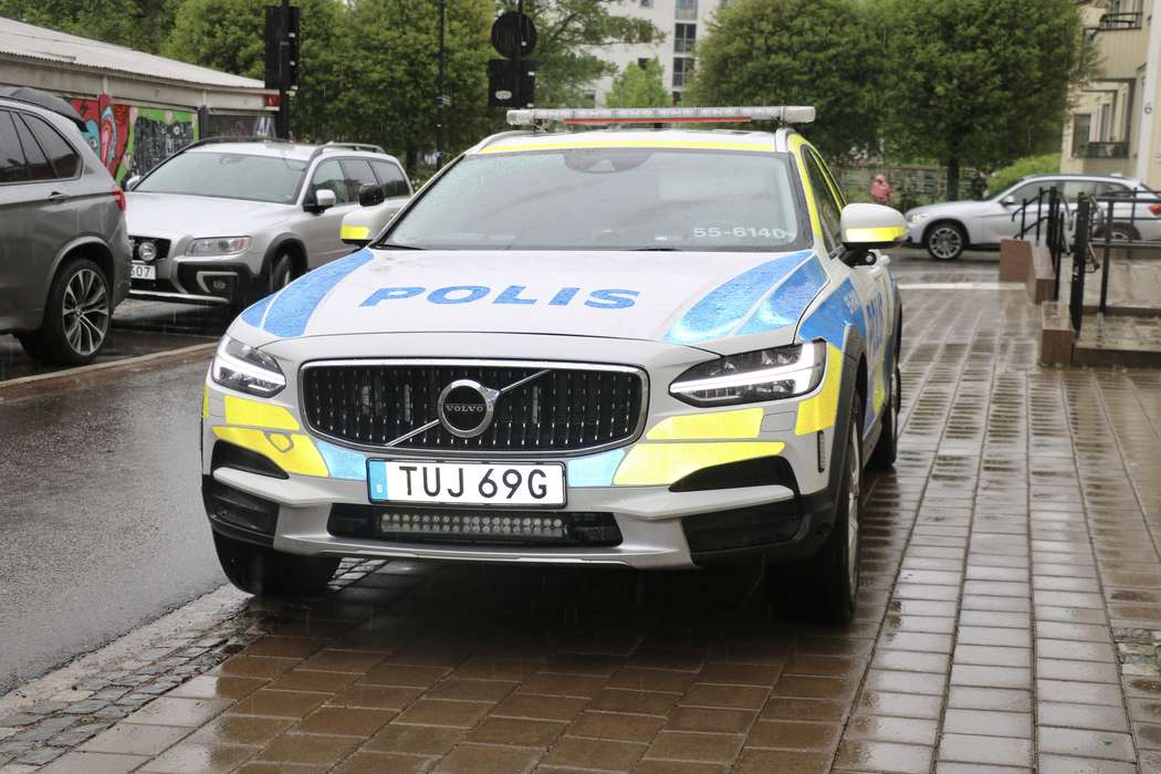 Man I Bil Stoppades Greps För Flera Brott Norra Halland