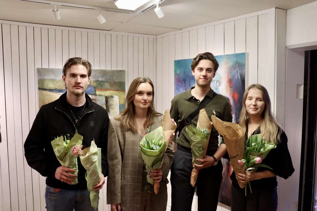 Unga debutanter drog mycket folk på vernissage » Norra Halland ...
