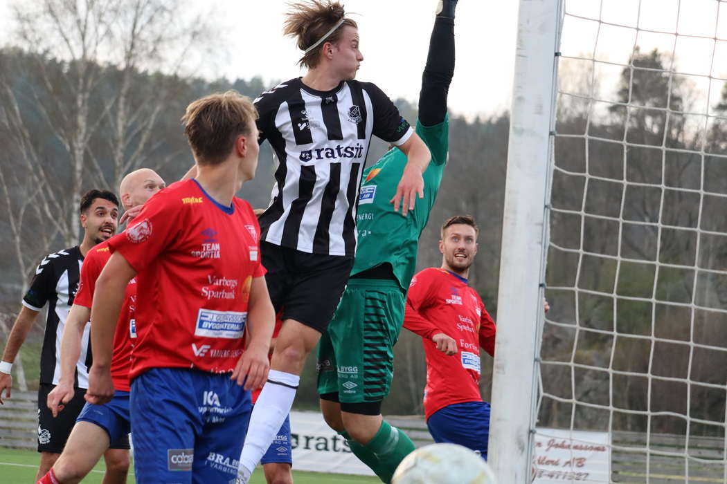 Superparaden nekade anfallaren sitt hattrick » Norra Halland ...
